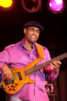 Gerald Veasley : Smooth jazz Artist from Philadelphia, Pennsylvania